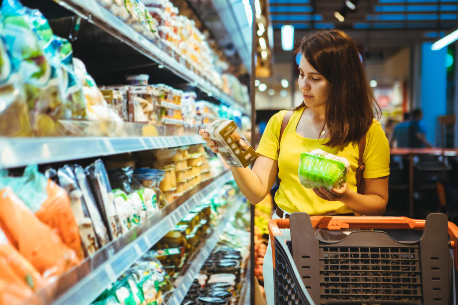 The Things Savvy Shoppers Say You Should Never Buy at the Grocery Store